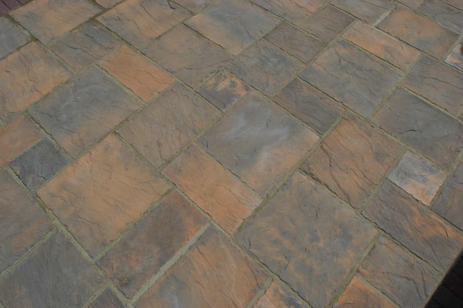 Thakeham Flagstone Riven Edge Paving, order now for fast delivery!