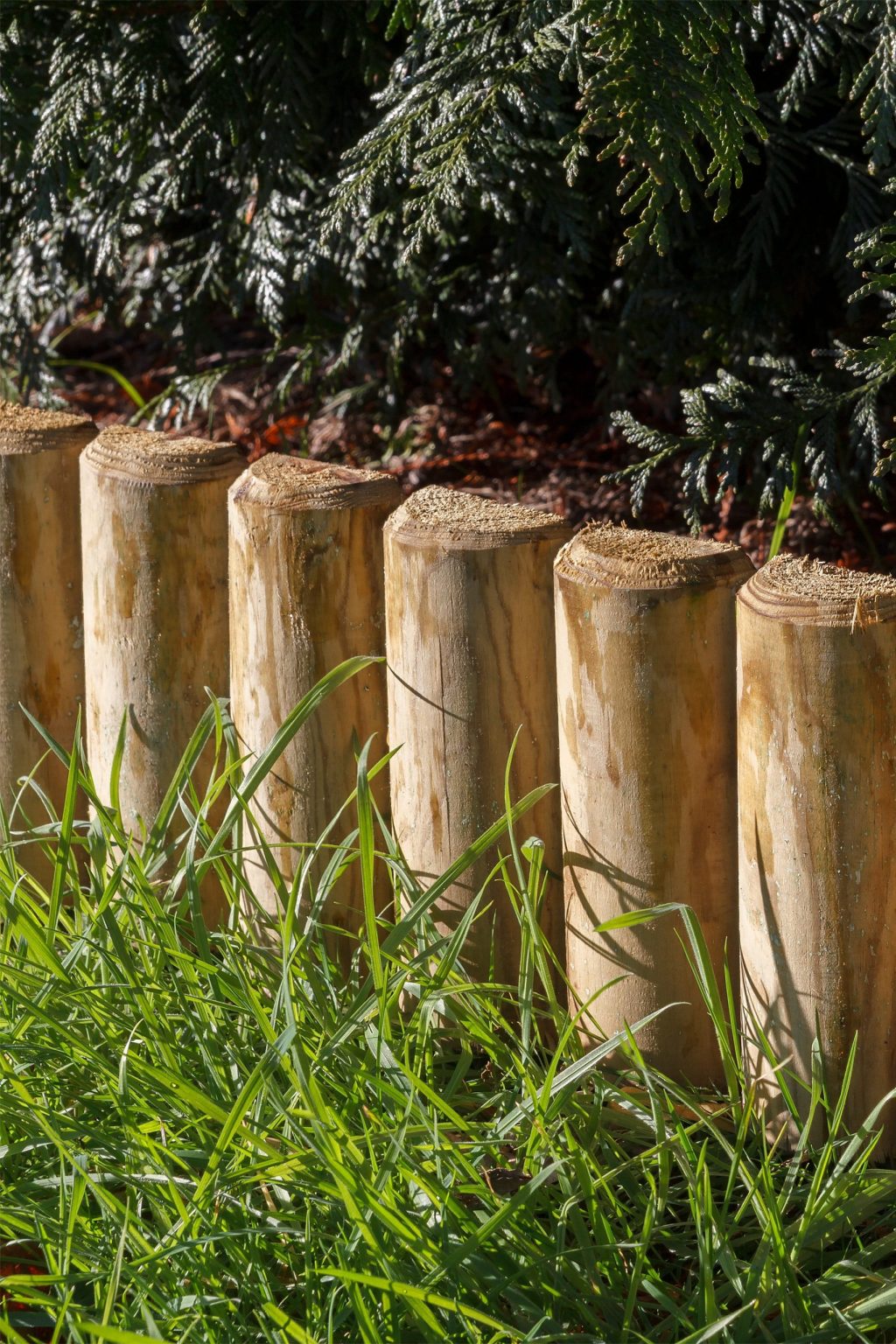 Timber log edging Archives - Kebur Garden Materials