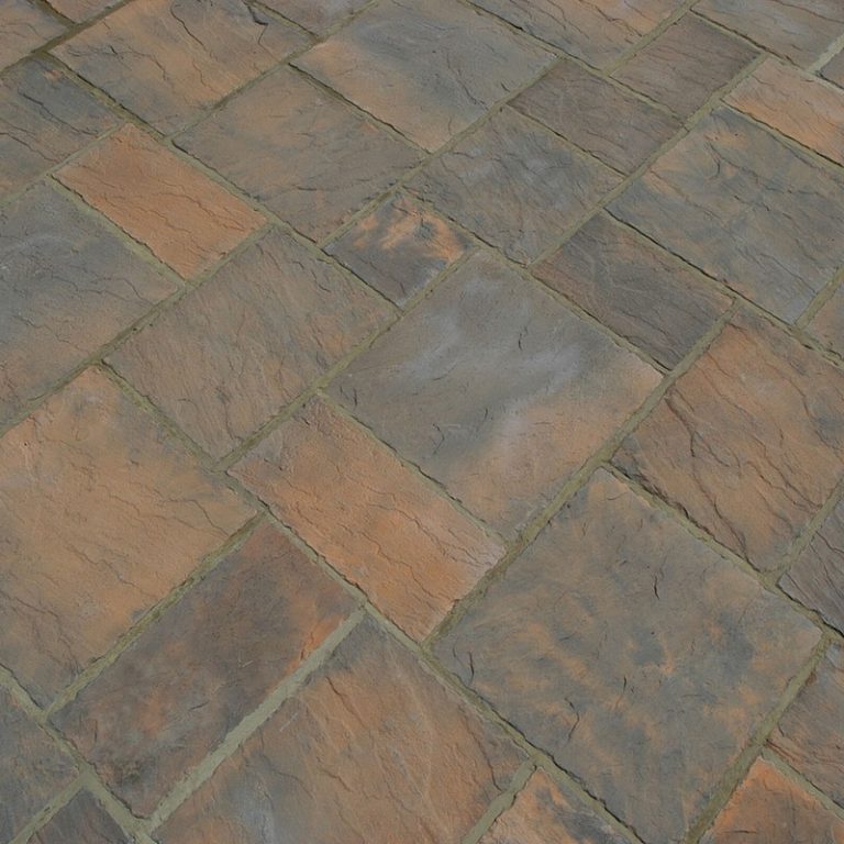 Thakeham Flagstone Riven Edge Paving - Kebur Garden Materials