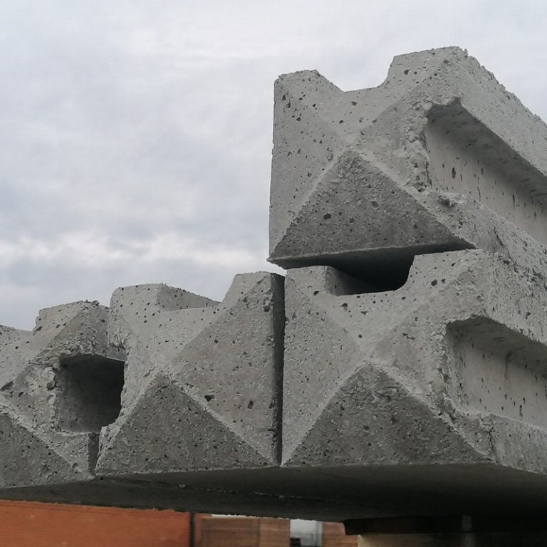 Slotted Concrete Posts - Kebur Garden Materials