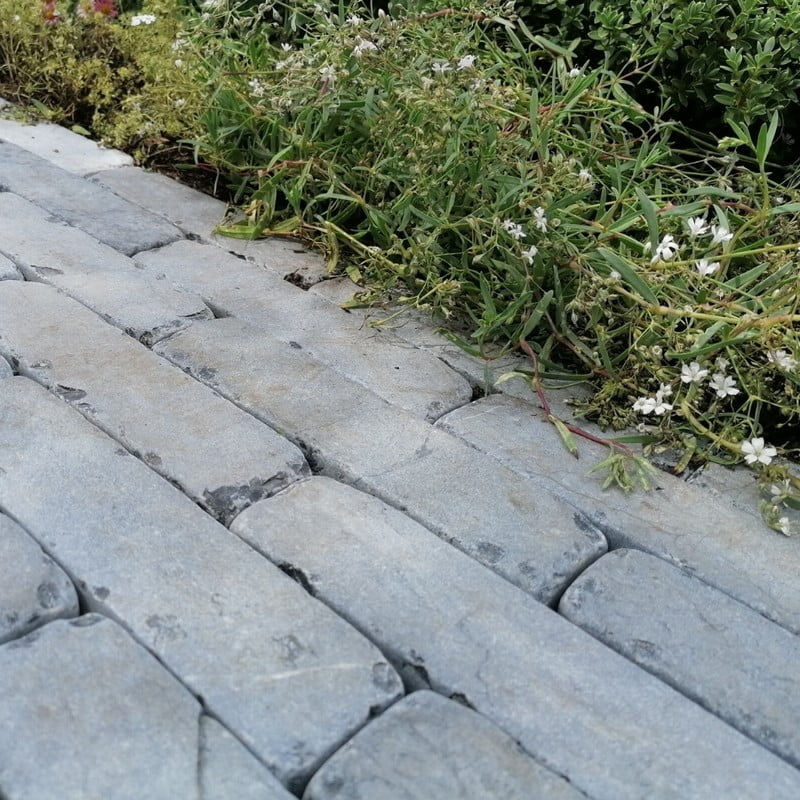 Kebur Asian Blue Tumbled Limestone Setts 200 x 50mm - Kebur Garden ...