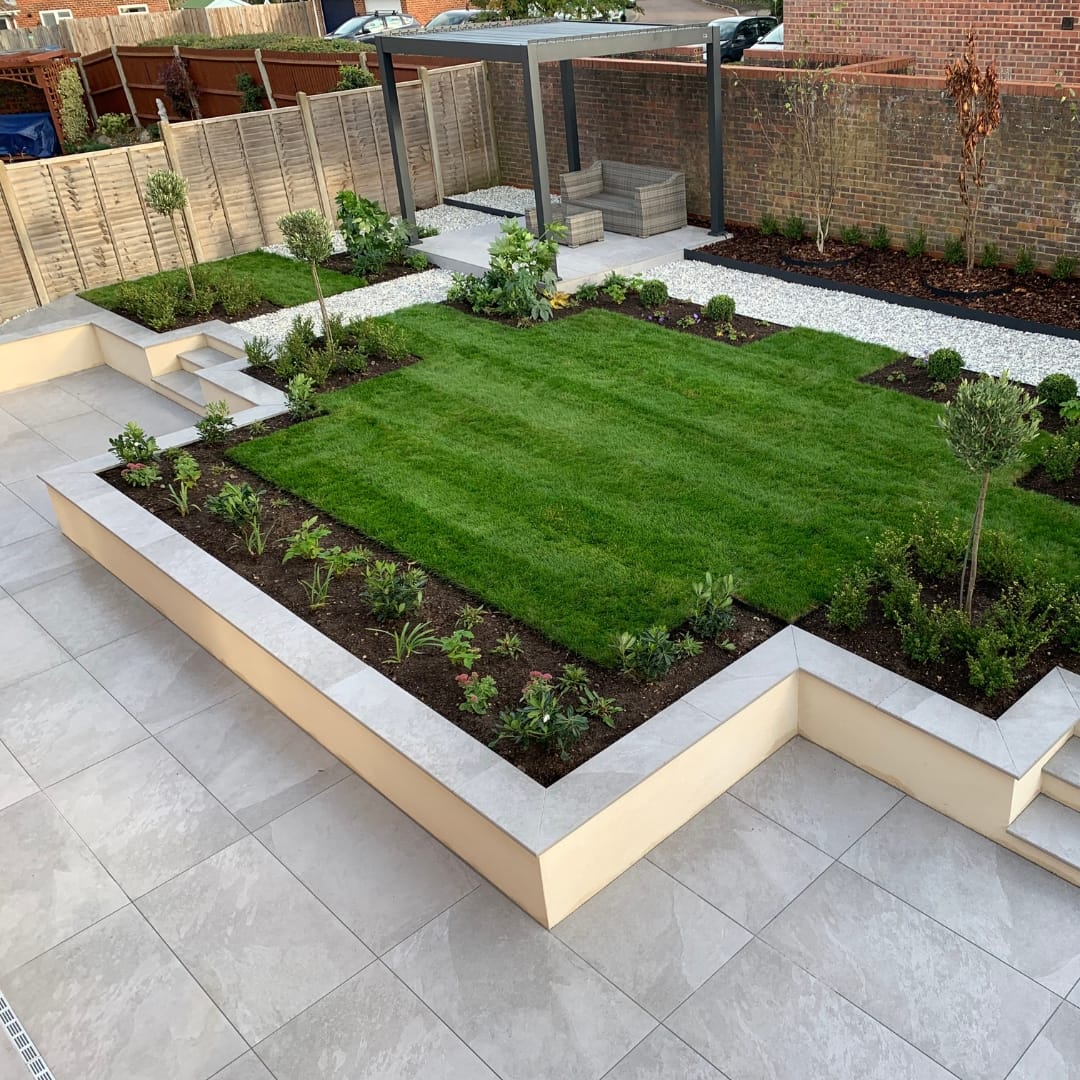 Modern Courtyard - Kebur Garden Materials