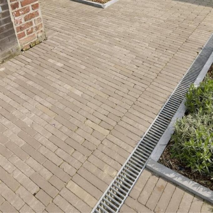Wienerberger Alder Triton Dutch Clay Pavers - Kebur Garden Materials